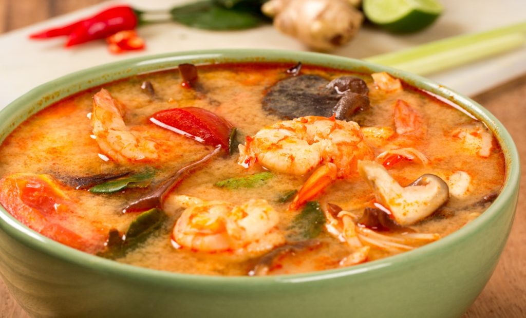 √ Cara Membuat Sup Seafood Rempah Mantap dan Endes Banget | WartaSolo ...