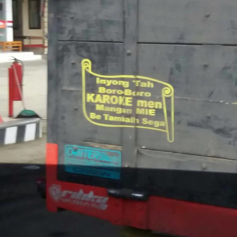 ️ Caption Truk Terlucu Saat Ini, Meme Gokil dan Animasi GIF Dp Bbm ...